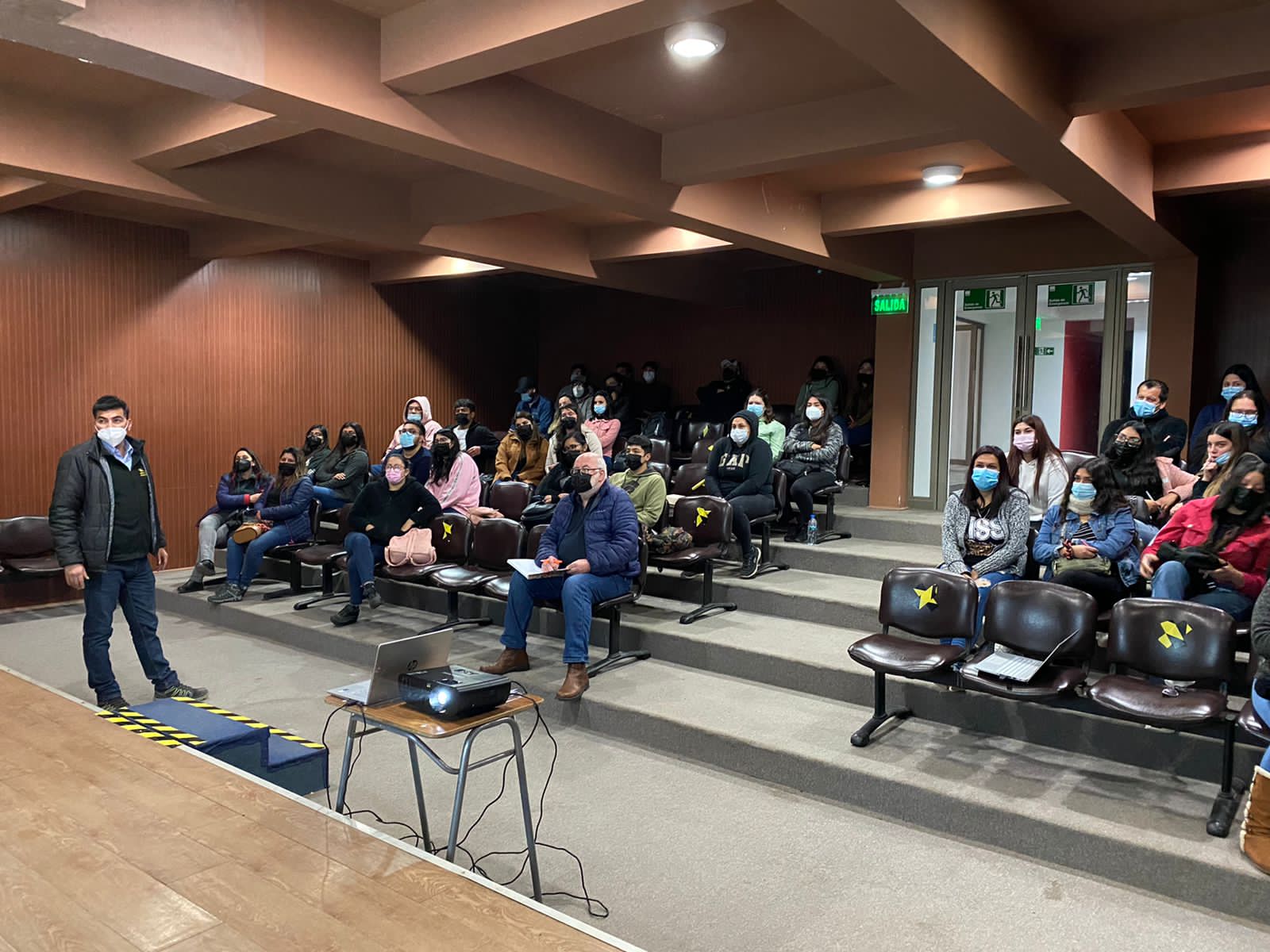 Empresa Rentamaq de Andacollo incorporó a 30 mujeres andacollinas para ...